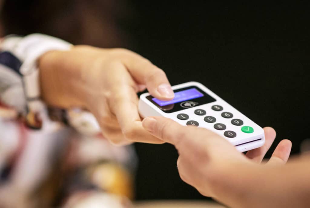 PayPal Zettle: The 2022 Definitive Guide to the PayPal POS System